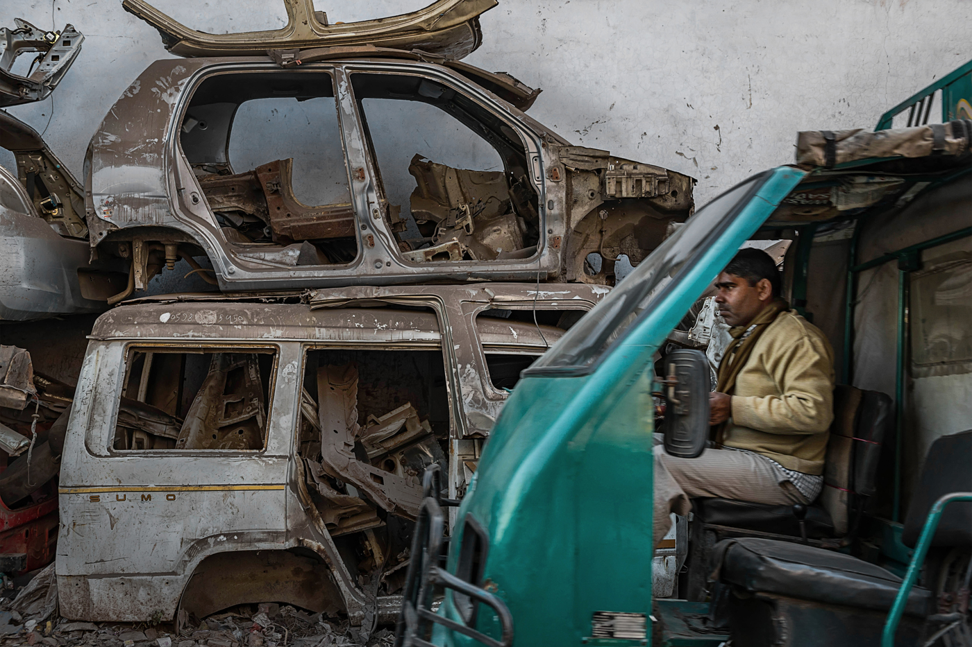 Mayapuri Scrap Market Photos by Woman Photojournalist Saumya Khandelwal