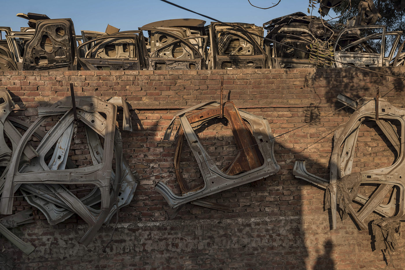 Mayapuri Scrap Market Photos by Woman Photojournalist Saumya Khandelwal