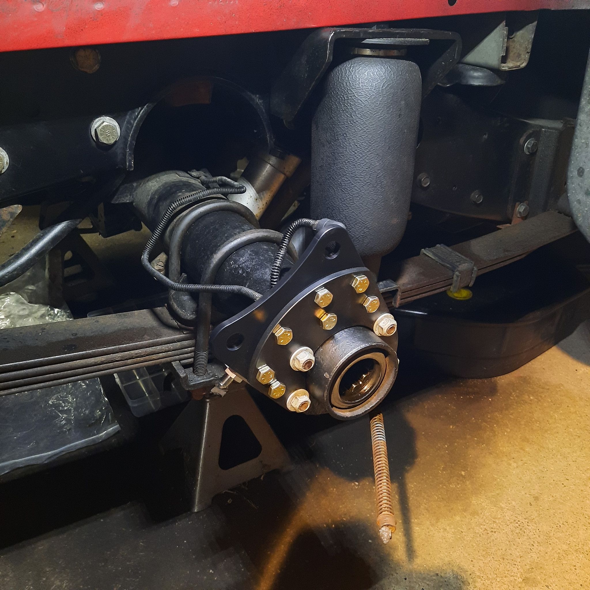 QMS Dakota R/T Rear Disc Conversion Bracket Kit